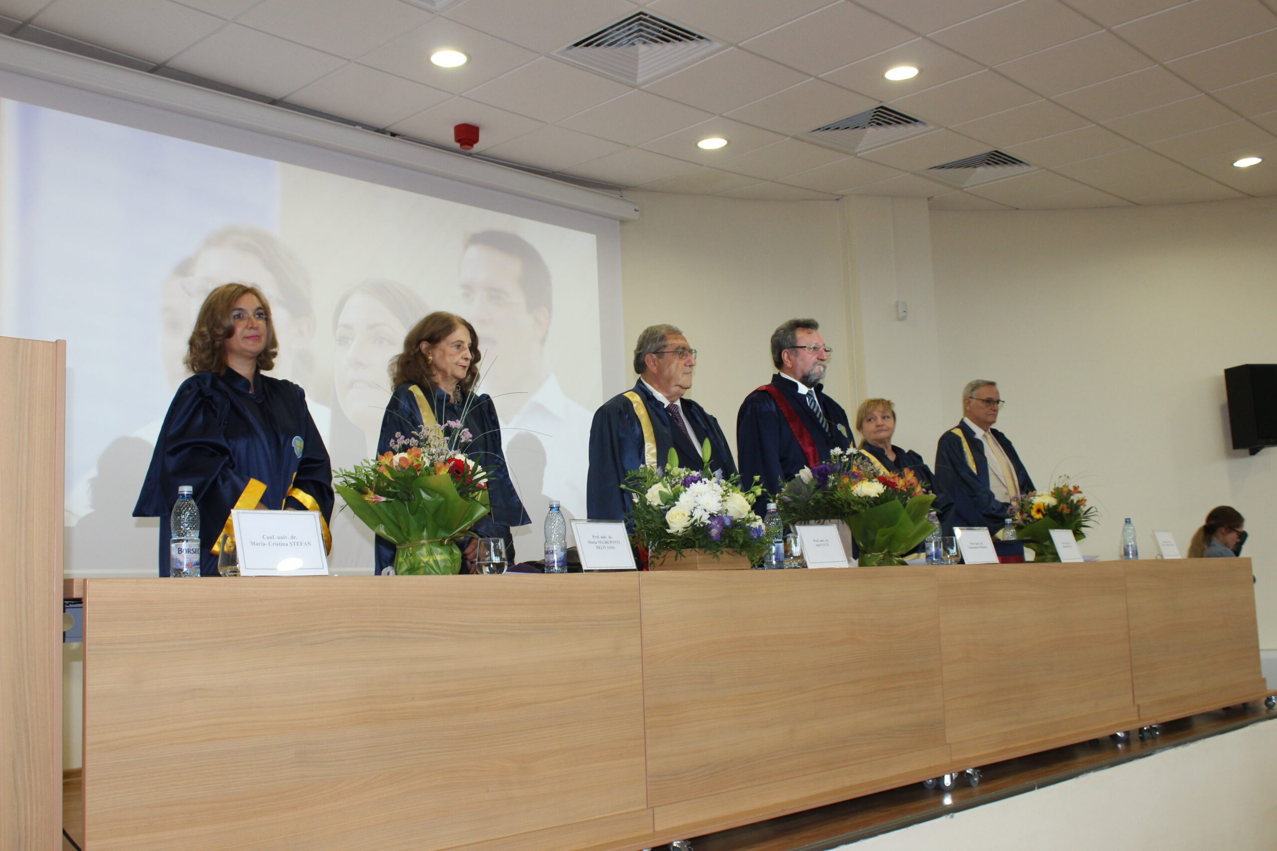 Prof.univ. dr. Ion Cucui! Doctor Honoris Causa al Universității Valahia ...