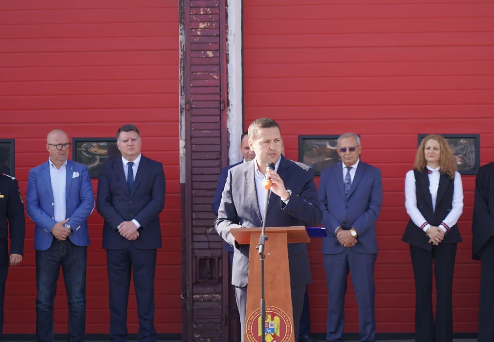 Corneliu Ștefan! Le doresc tuturor pompierilor mult succes și sănătate ...
